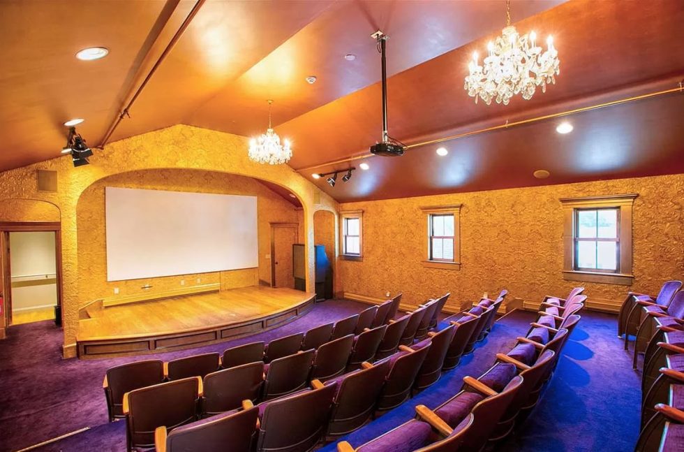 Home - Maple House Manor